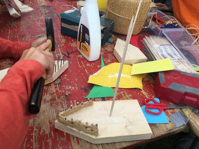 Basteln am Wasser: Segelboot | Kinderoutdoor | Outdoor Erlebnisse mit ...